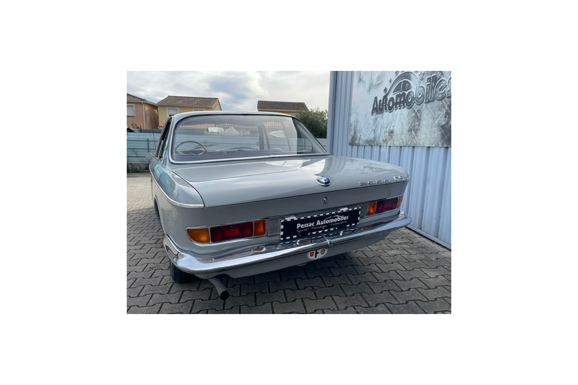 BMW 2000 CS